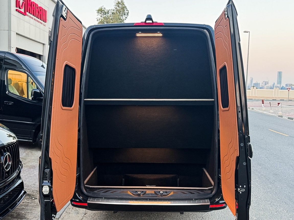 Business Sprinter Van - Scuderia Motor Design
