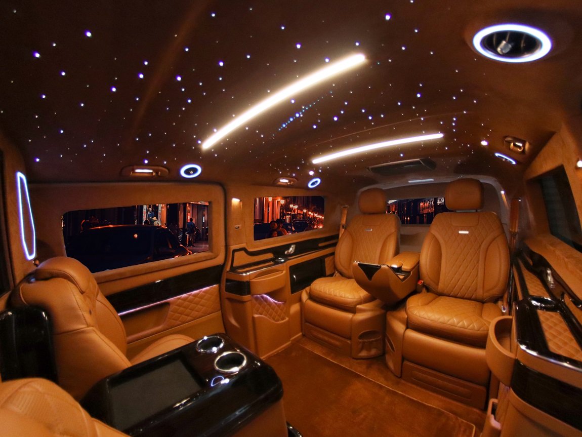 Mercedes Viano VIP Van - Scuderia Motor Design