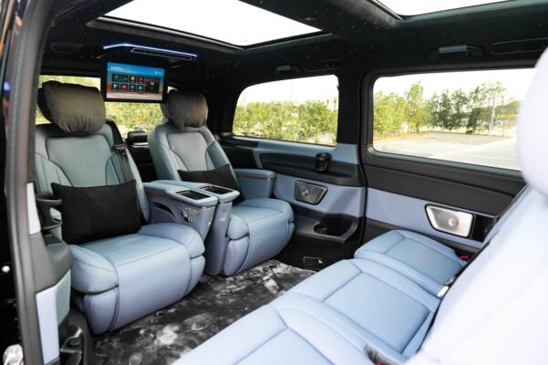 Mercedes V300 Luxury Van VE507 - Scuderia Motor Design